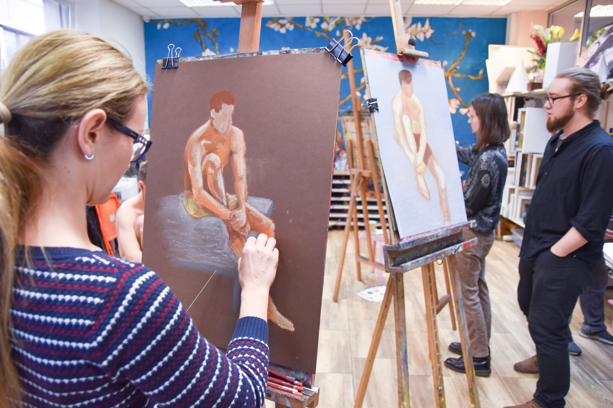 Figurální kresba a portrét v Brně: naučte se jistě kreslit lidskou ...